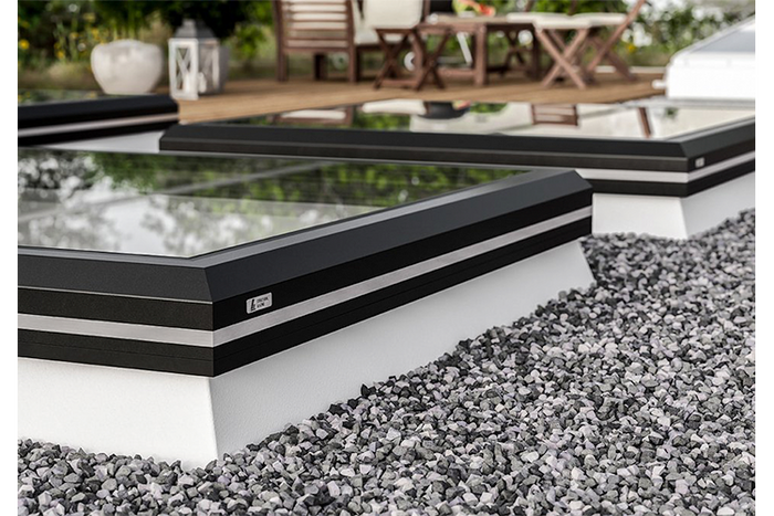 CURB MOUNT SKYLIGHTS